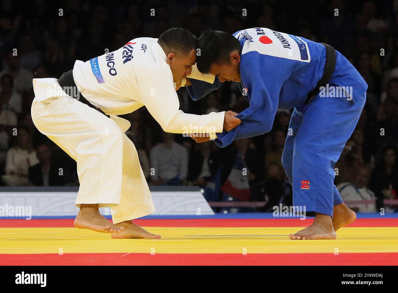 Judo throw olympics 2024 hi-res stock photography and images - Alamy