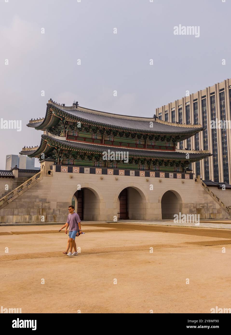 The court of Gyeongbokgung Palace, main residence of the Joseon dynasty ...
