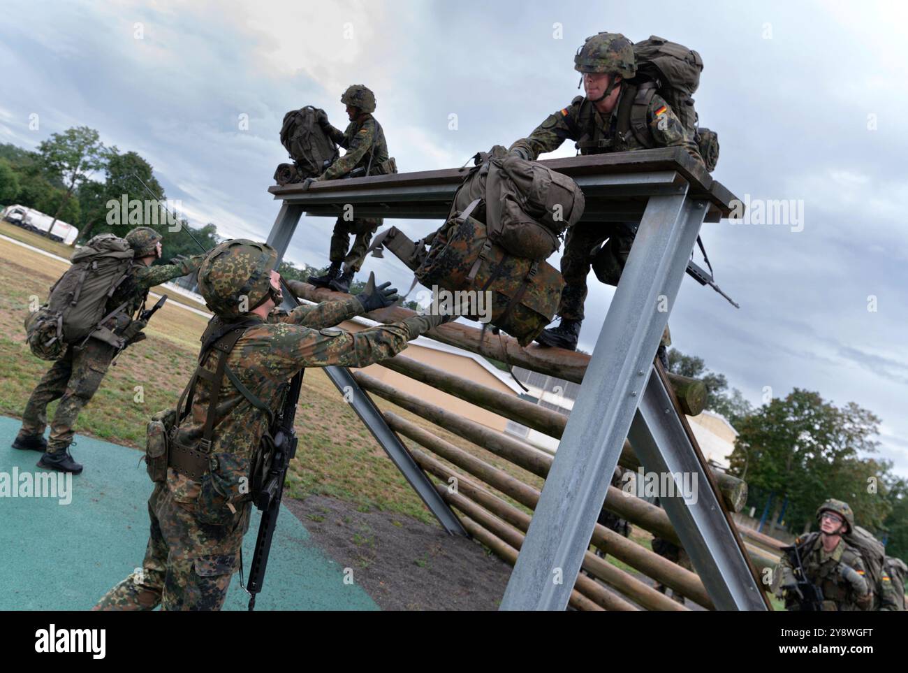 DEU , DEUTSCHLAND : Grundausbildung beim Luftwaffenausbildungsbataillon ...