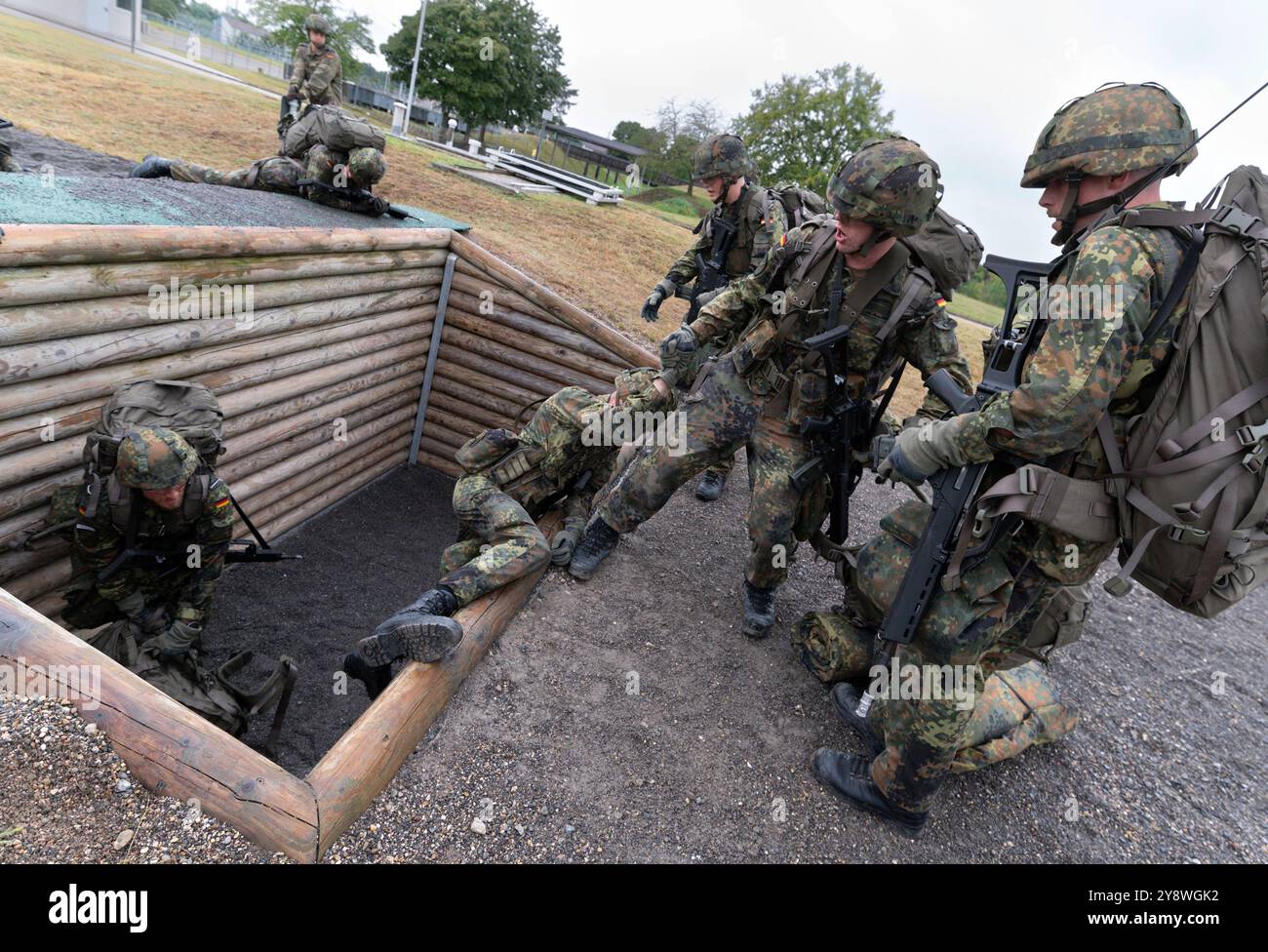 DEU , DEUTSCHLAND : Grundausbildung beim Luftwaffenausbildungsbataillon ...