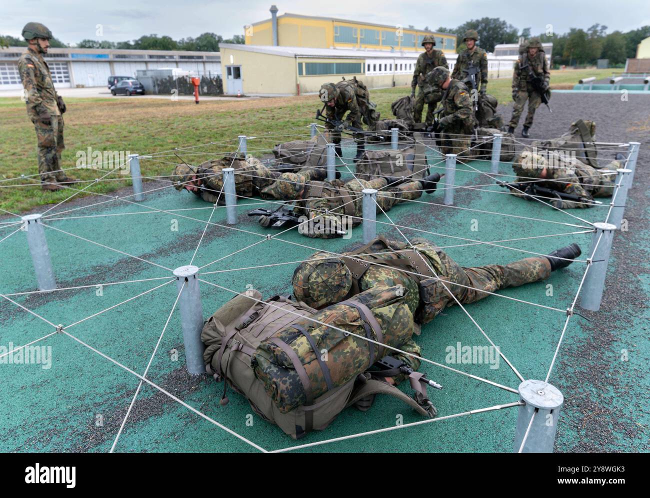 DEU , DEUTSCHLAND : Grundausbildung beim Luftwaffenausbildungsbataillon ...
