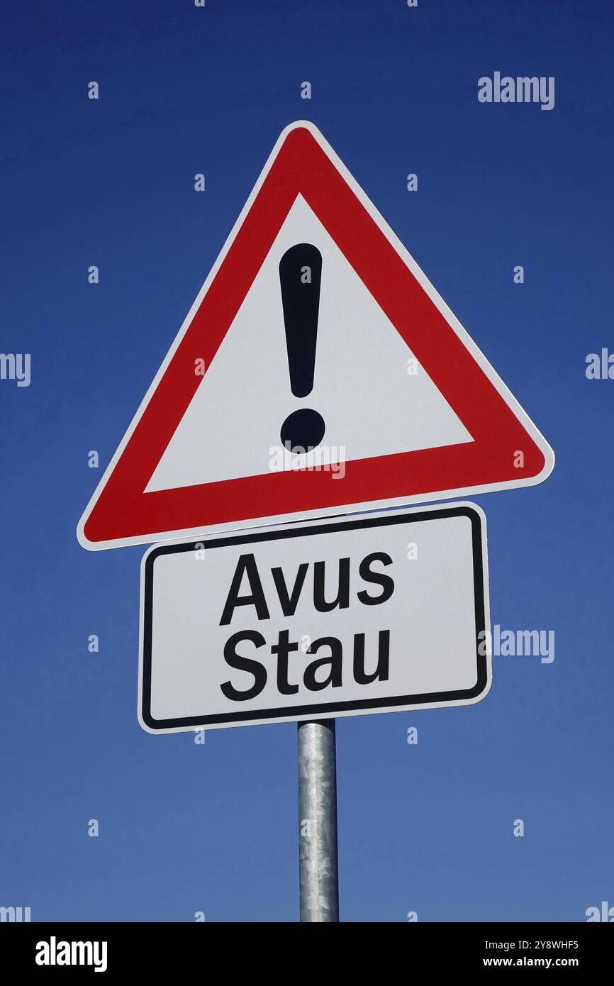 Verkehrszeichen und Avus Stau Verkehrszeichen und Avus Stau, 07.10.2024 ...