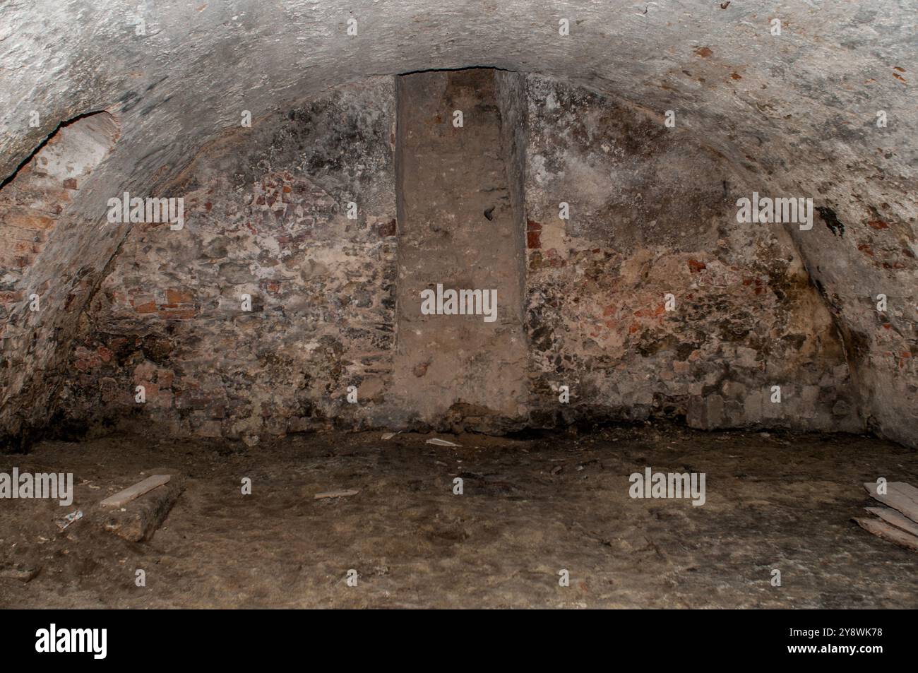 Mysterious Underground Chamber with Stone Walls and Earthy Floor Stock ...