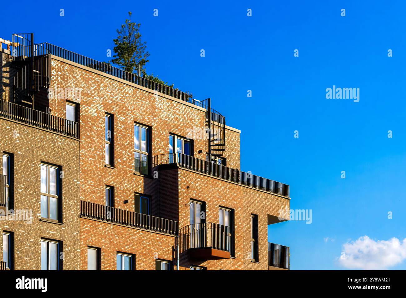 Newly constructed urban tower hi-res stock photography and images - Alamy