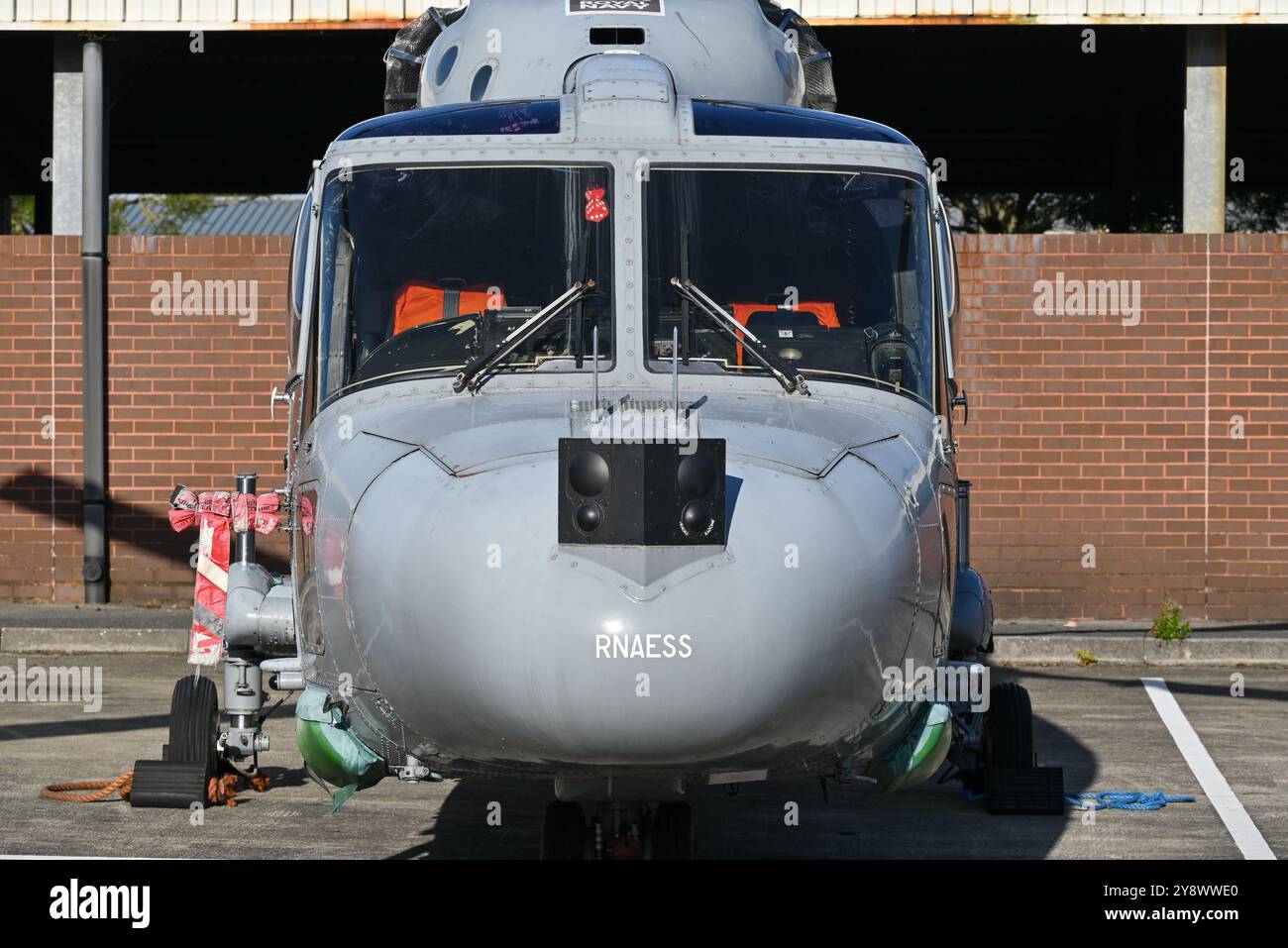 Royal Navy Westland Lynx HAS3S ZD254 on display at HMS Sultan ...
