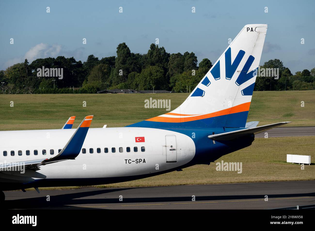 Sun Express Boeing 737-8HX at Birmingham Airport, UK (TC-SPA Stock ...