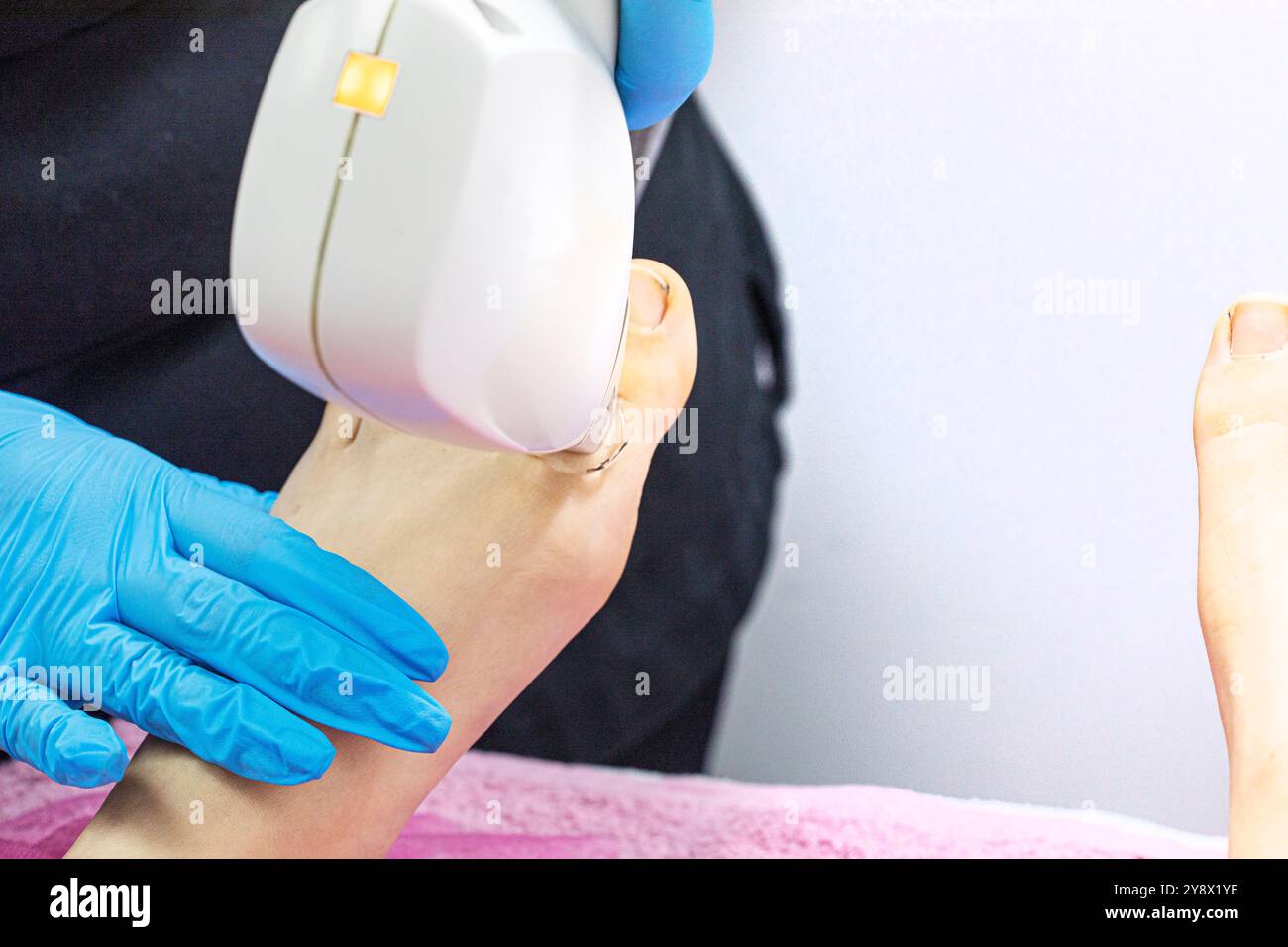 Hair free toes hi-res stock photography and images - Alamy