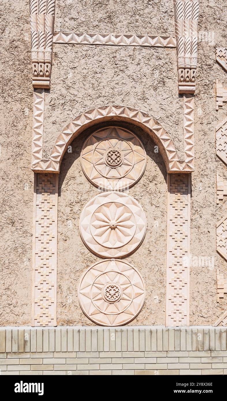 Carved stone pattern of the traditional wall decoration of an Arab ...