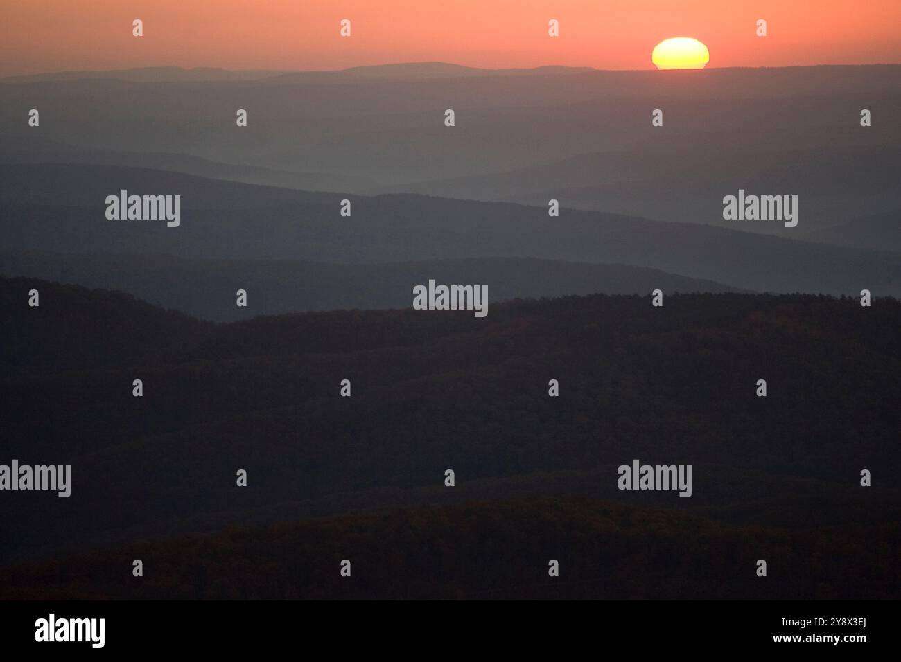 Ozark mountain sunrise hi-res stock photography and images - Alamy