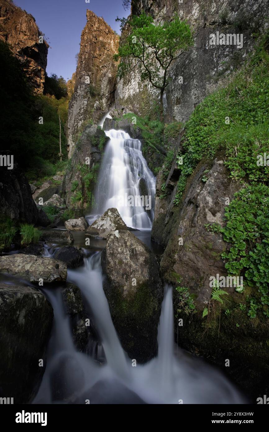 Waterfall and Beredo oak forest, Campesinho River, Peneda-Geres ...
