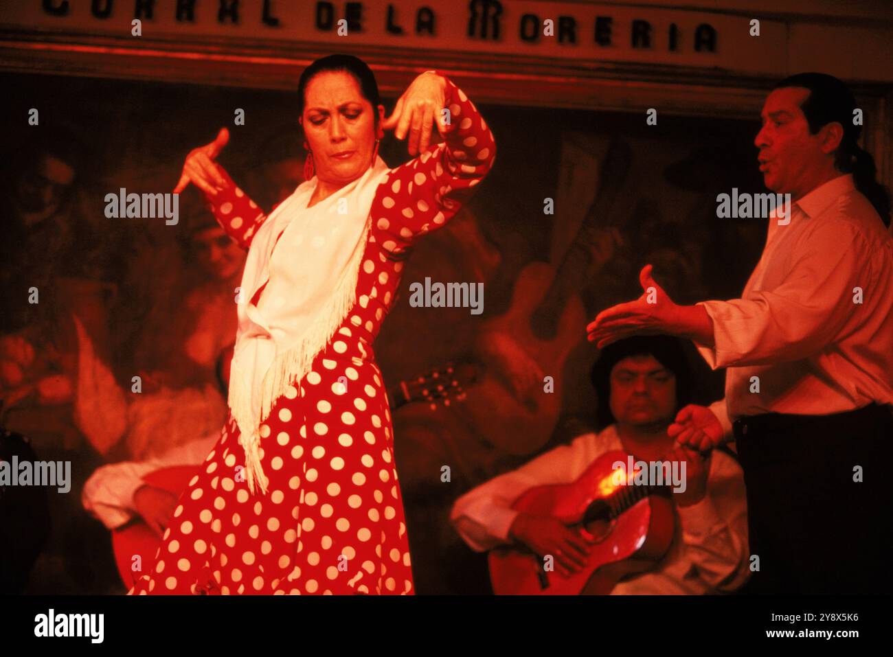 Flamenco dancer and singer hi-res stock photography and images - Alamy
