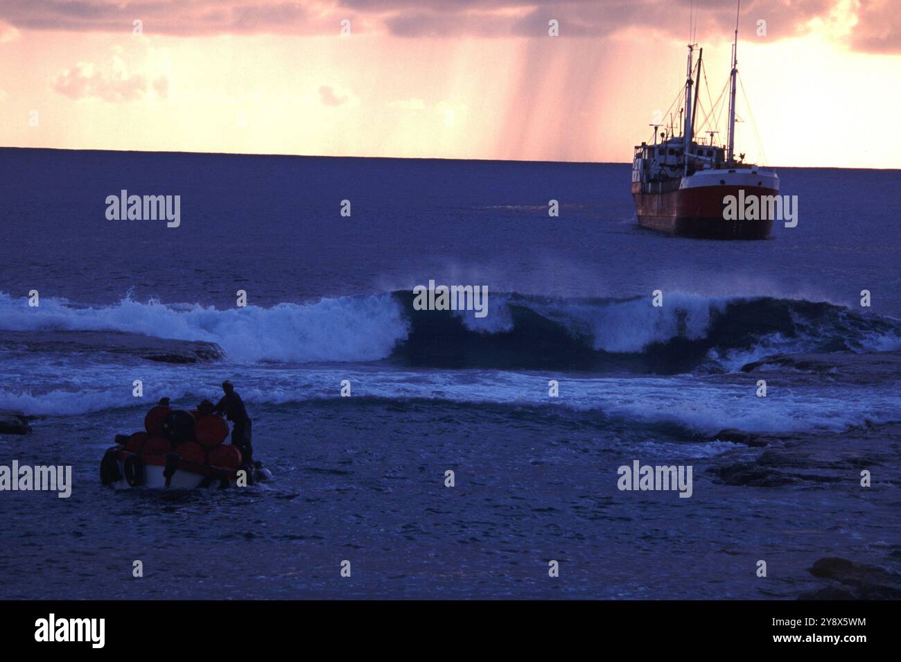 Tuamotu Archipelago: South Pacific cargo ship Stock Photo - Alamy