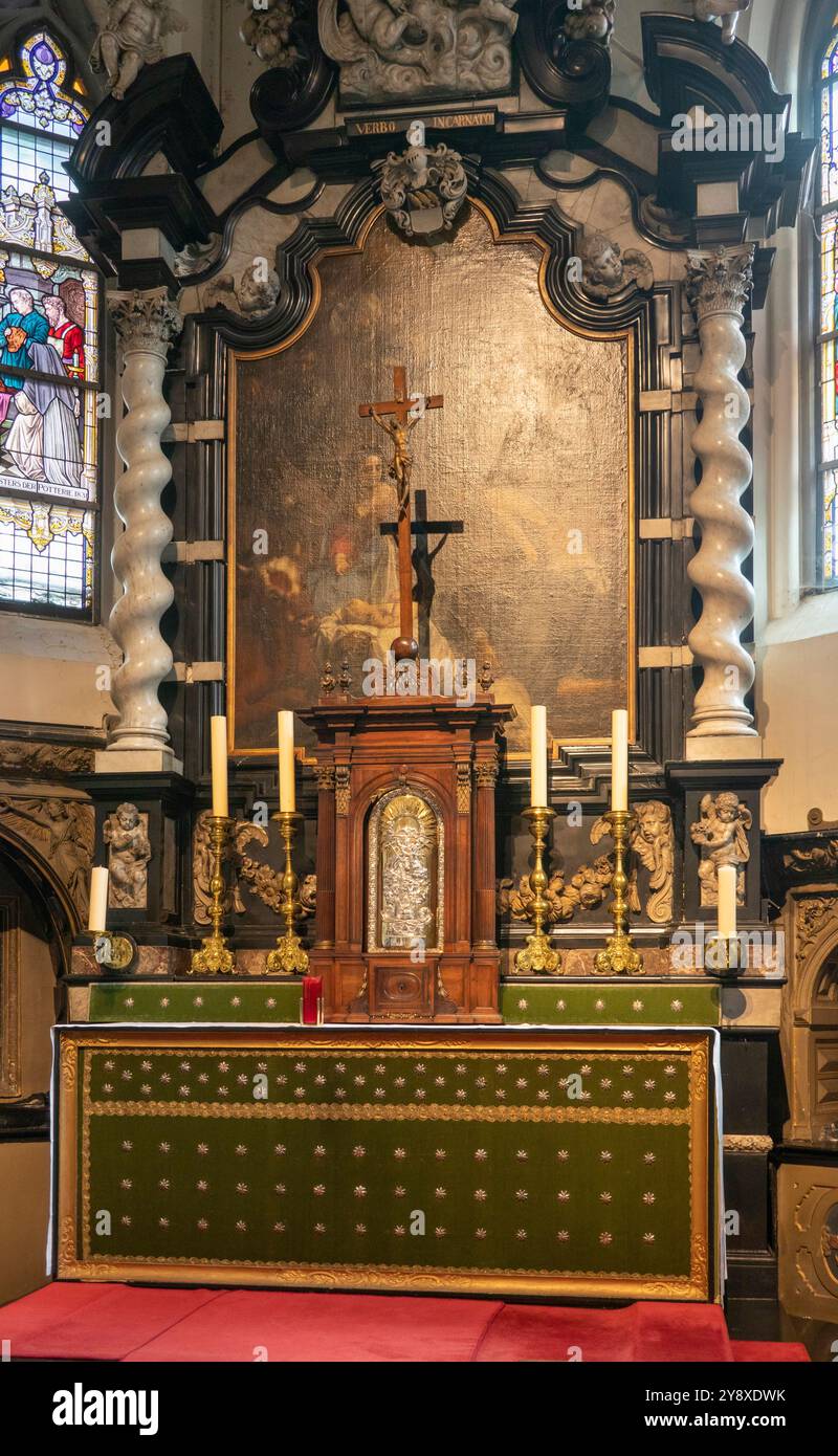 Belgium, Flanders, Bruges, Potterierei, Our Lady of the Pottery, Onze-Lieve Potterie, side ...