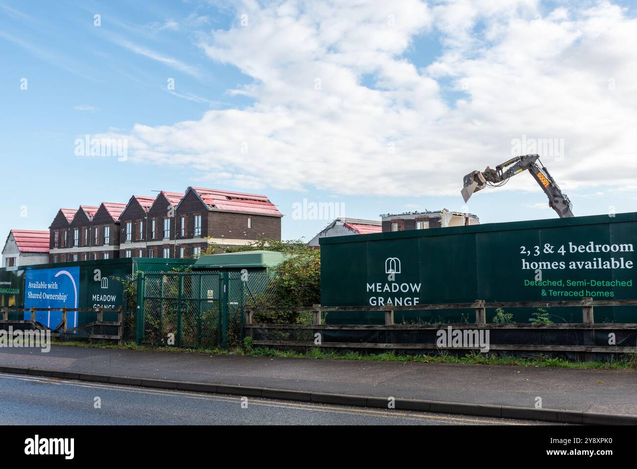 Fossetts Way, Southend on Sea, Essex, UK. 7th Oct, 2024. Demolition is ...