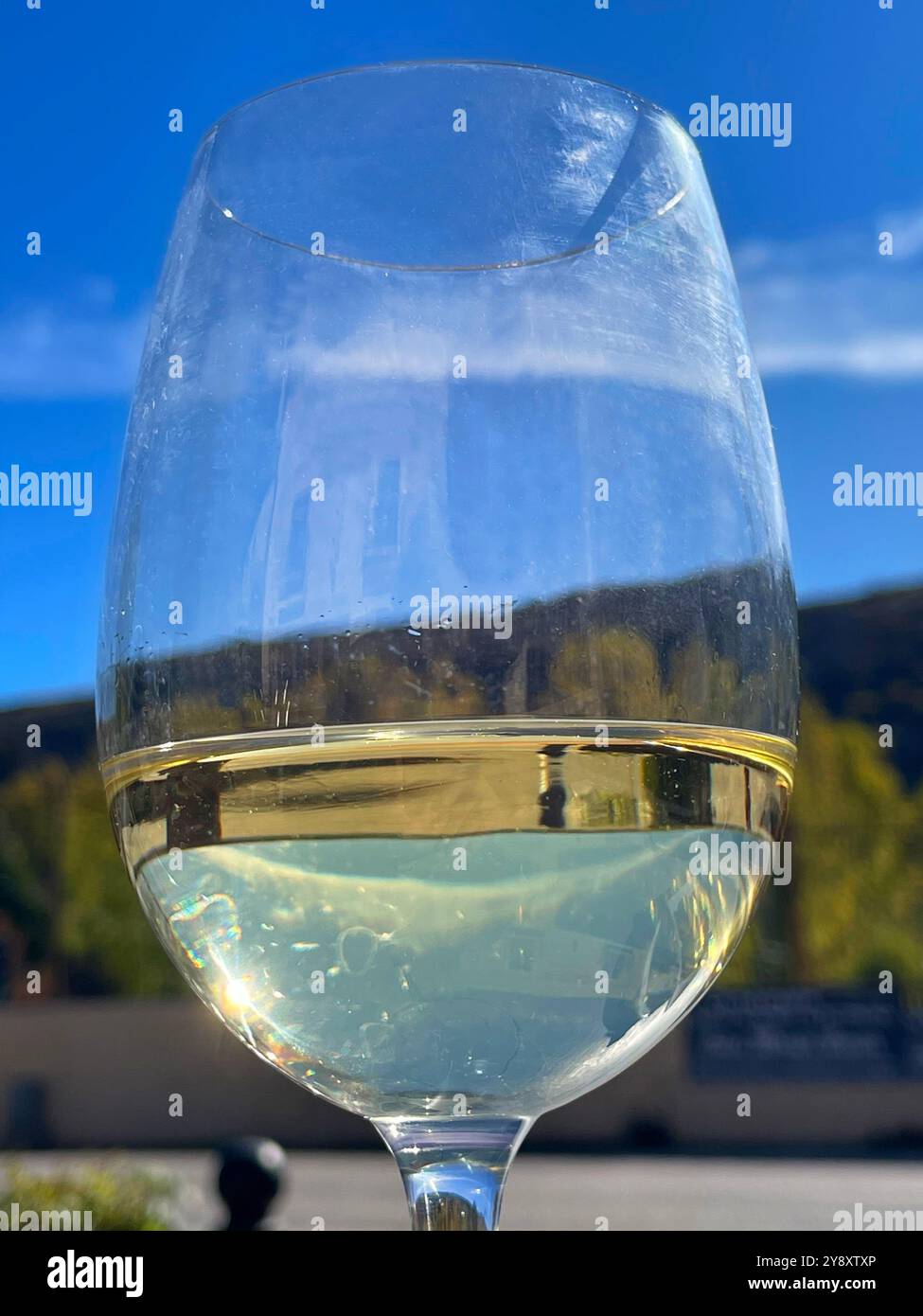 Vinos blanco hi-res stock photography and images - Alamy