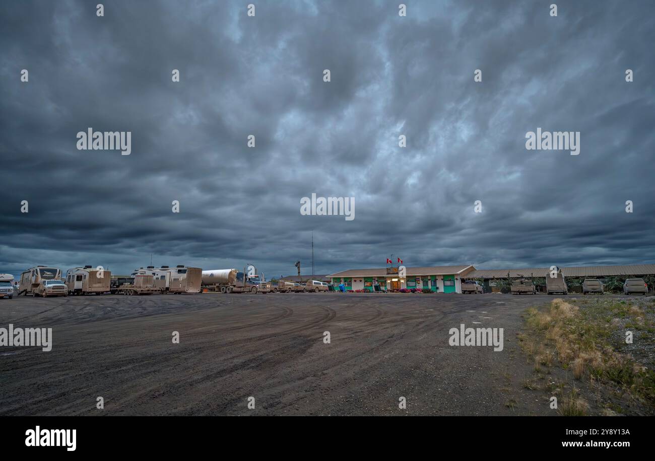 Eagle plains hotel view hi-res stock photography and images - Alamy