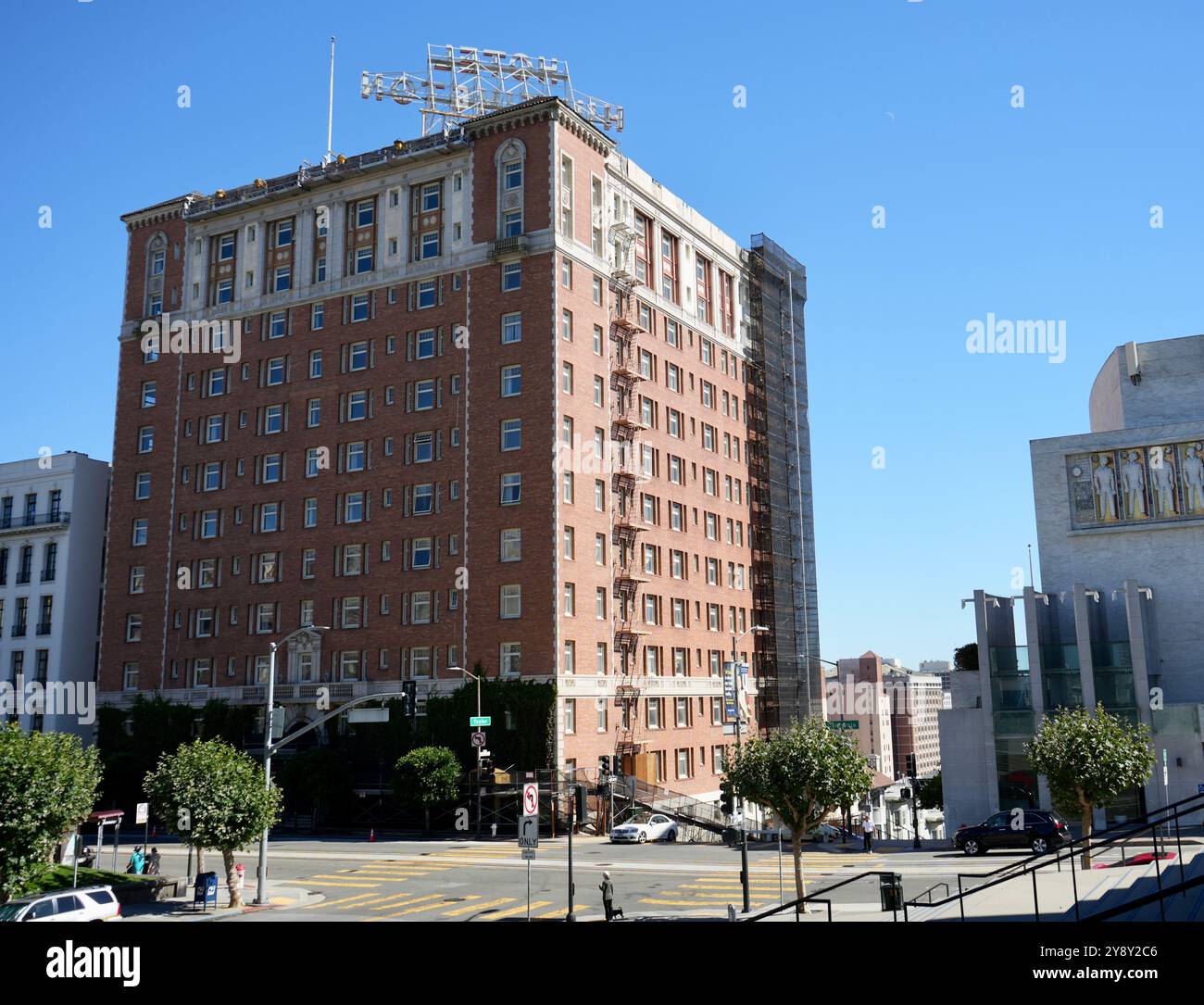 The Huntington Hotel, viewed from Grace Cathedral Stock Photo - Alamy