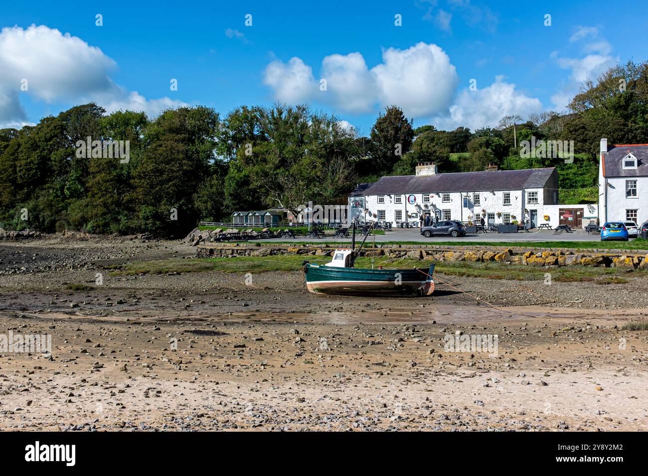 A boat and the Ship Inn, Red Wharf Bay, Anglesey, Wales, UK Stock Photo ...