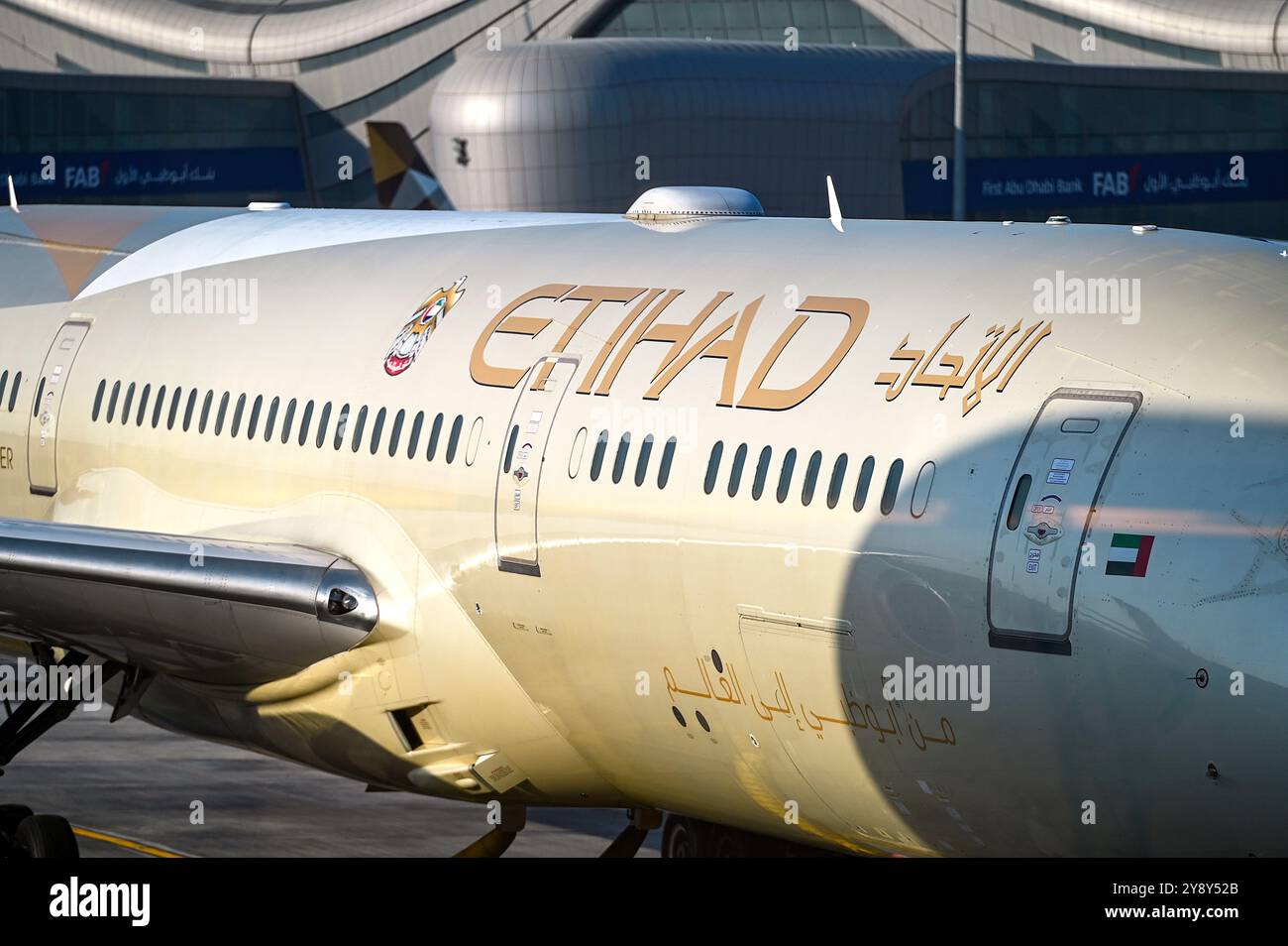 ABU DHABI - SEPT 20: Airplane wearing the livery of Etihad Airways on ...