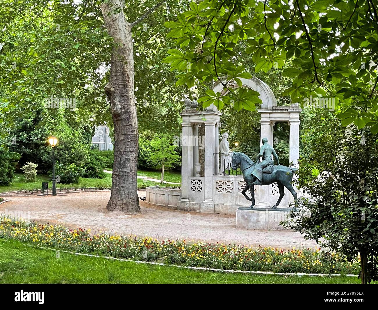 Alvarez Quintero monument. El Retiro park, Madrid, Spain Stock Photo ...
