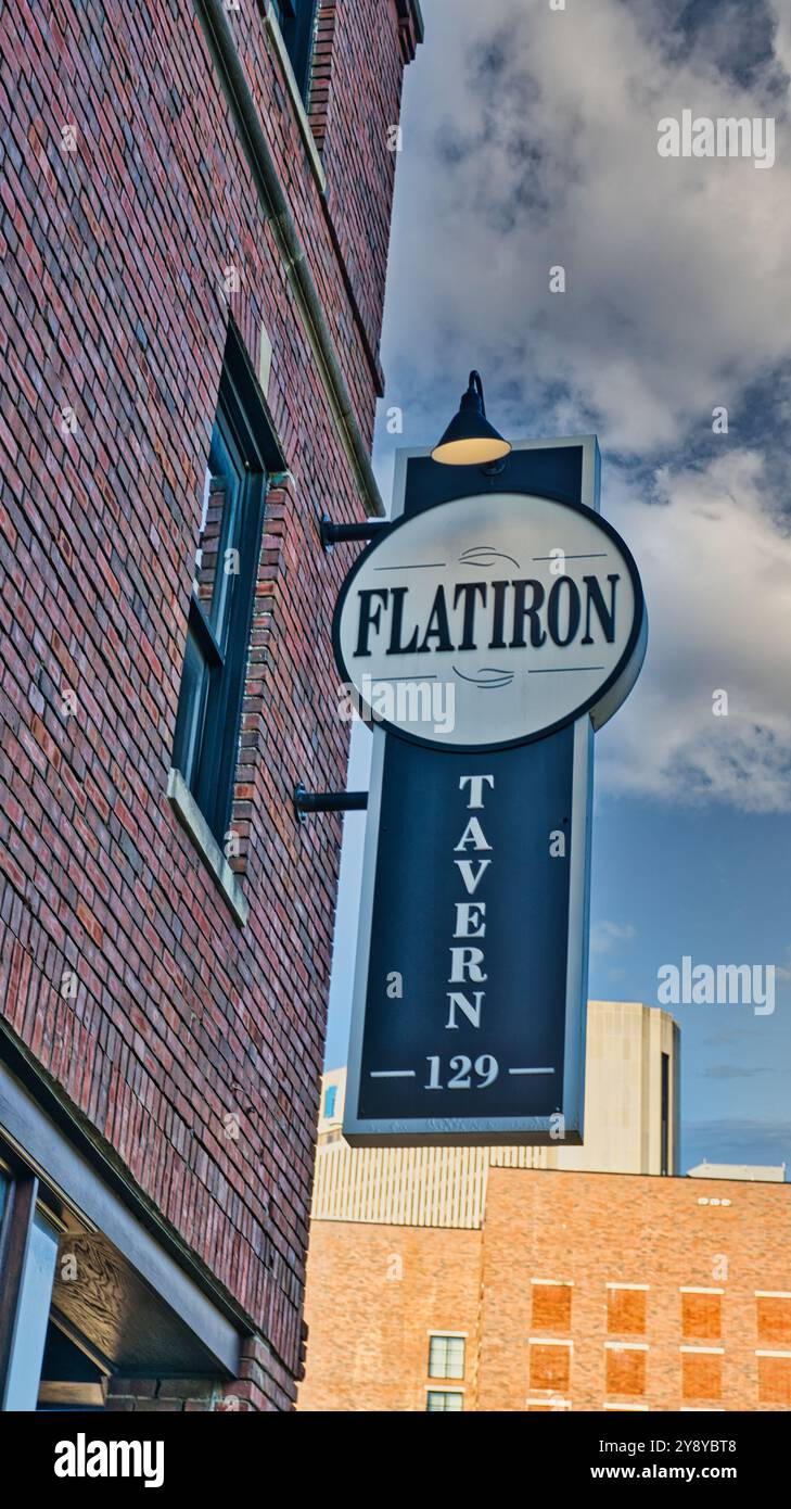 unique Flatiron restaurant / bar in downtown Columbus Ohio USA 2024 ...