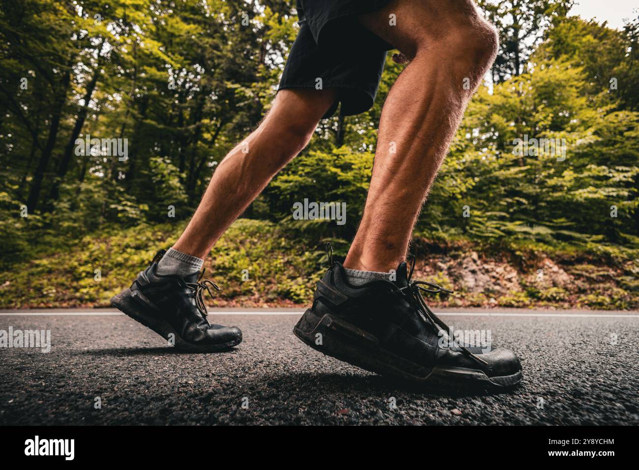 Beautiful shot country road hi-res stock photography and images - Alamy