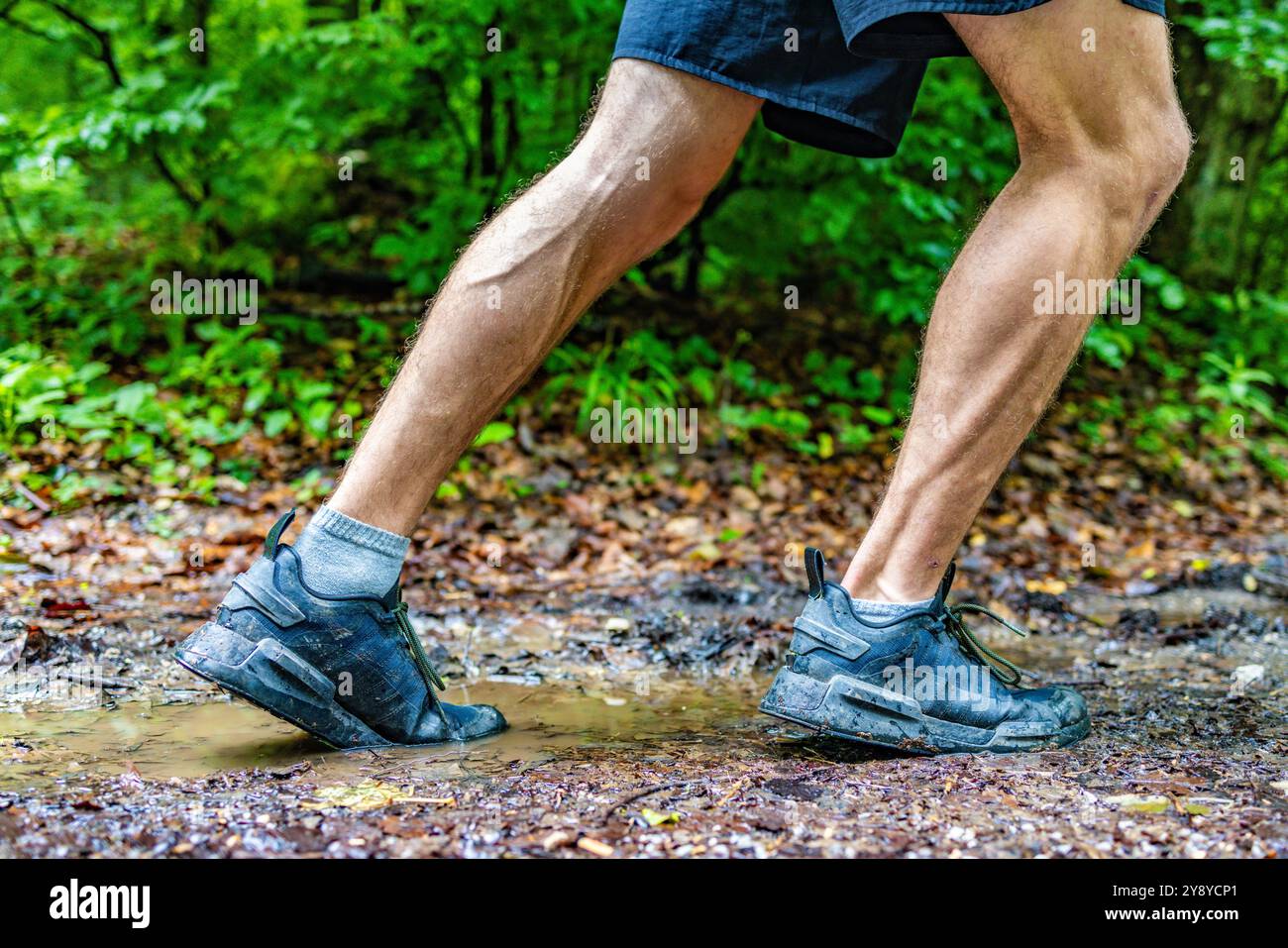 Muudy trail hi-res stock photography and images - Alamy