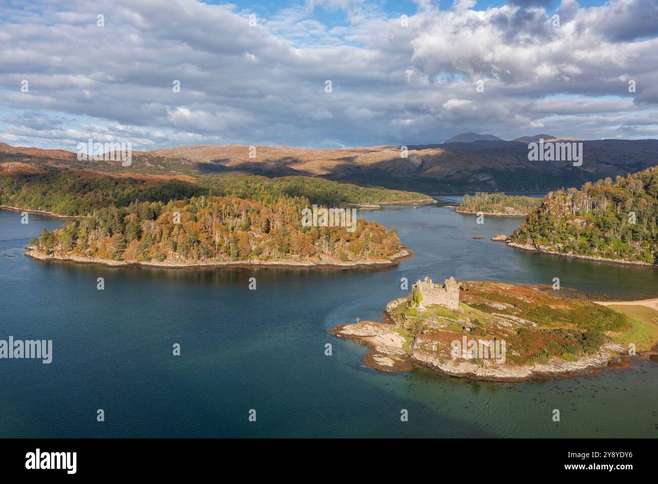 Tioram Castle, Loch Moidart, Lochaber, Scotland, UK Stock Photo - Alamy