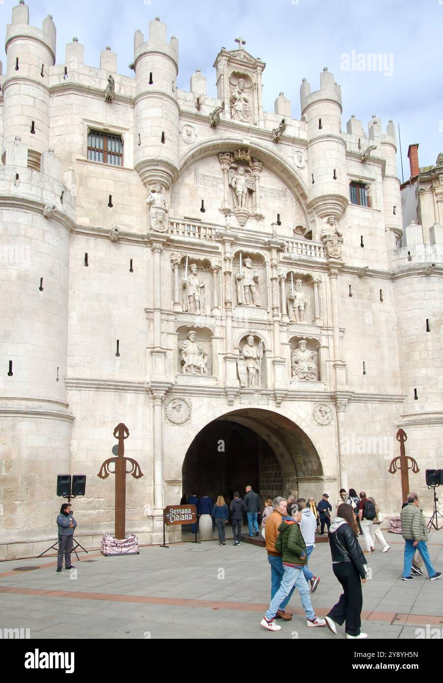 Large iron swords hi-res stock photography and images - Alamy