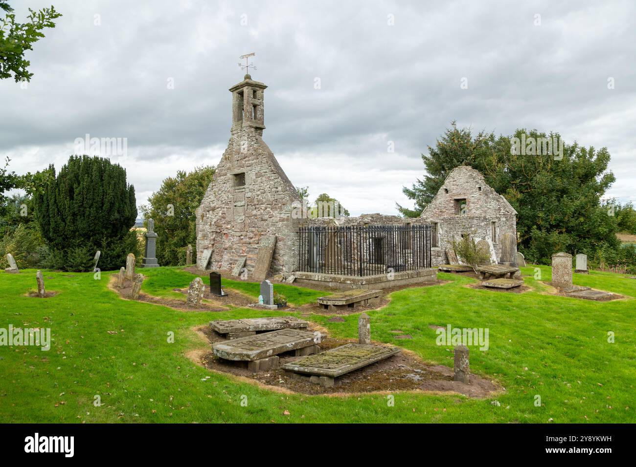 Eassie old church hi-res stock photography and images - Alamy