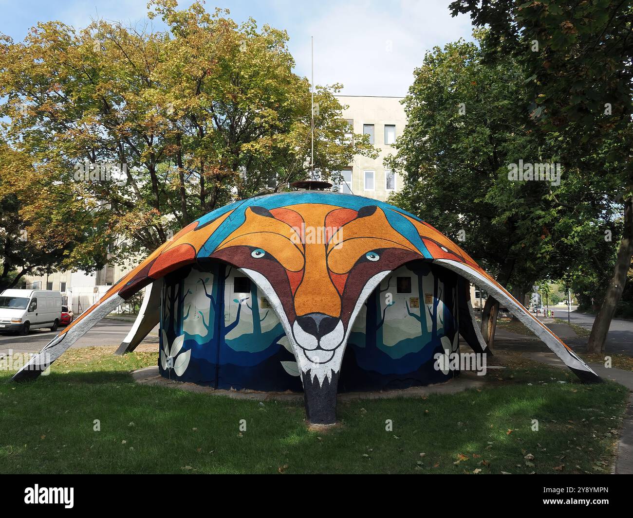 Concrete fox, urban art, street art, 9th district, Budapest, Hungary ...