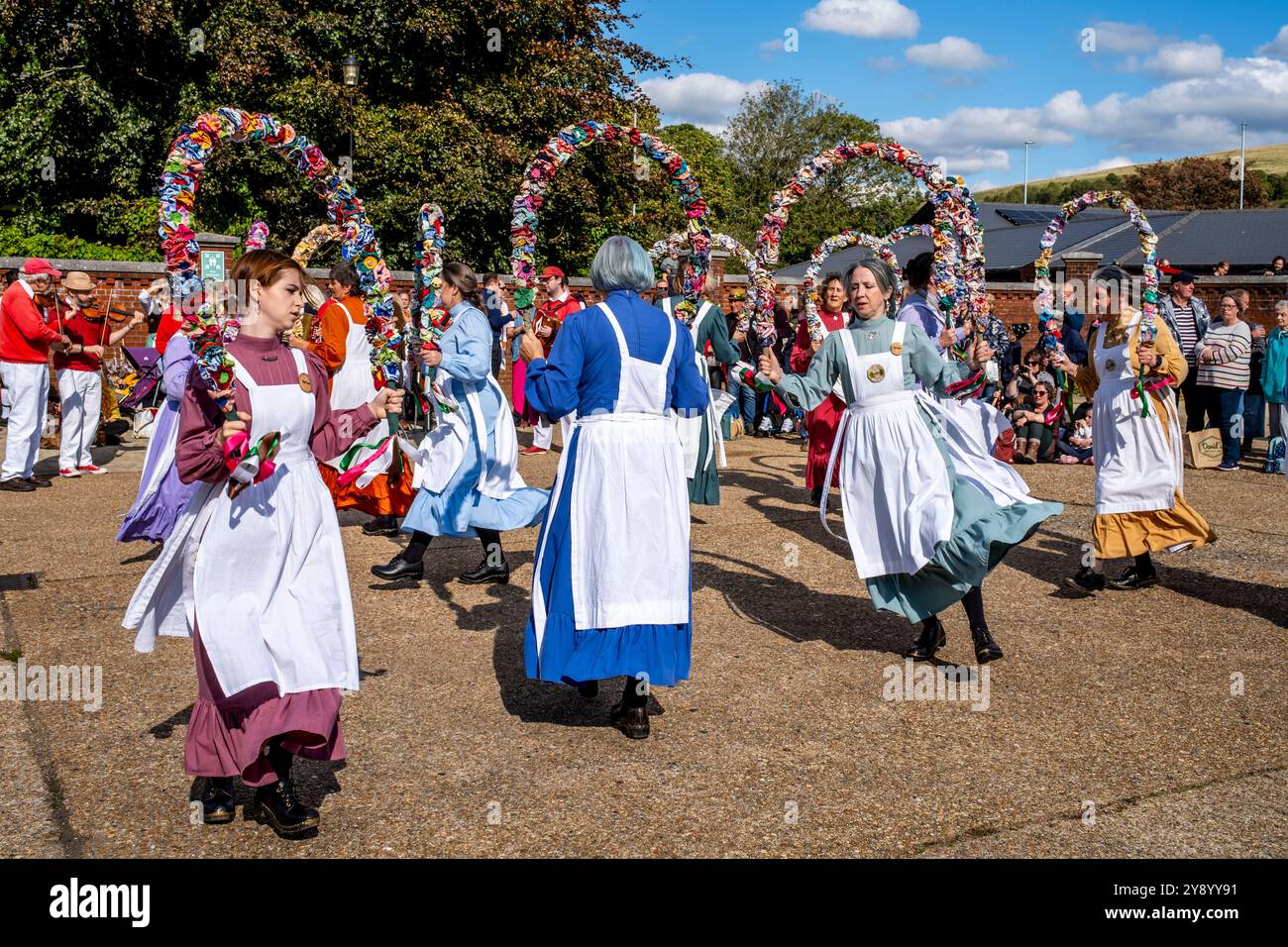 The Knots of May Female Morris Dancers Dancing At The Annual 'Dancing ...