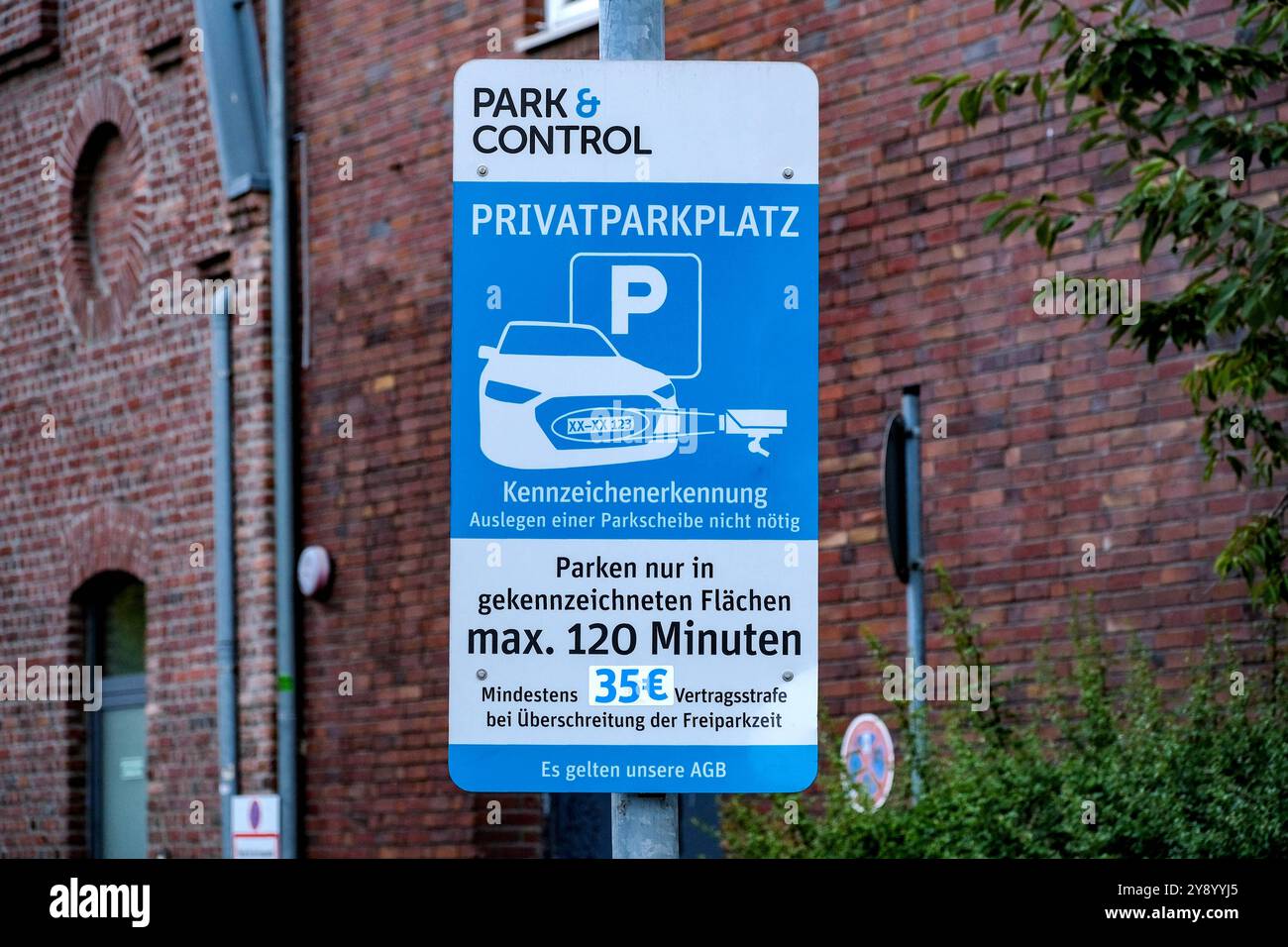 Time penalty hi-res stock photography and images - Alamy