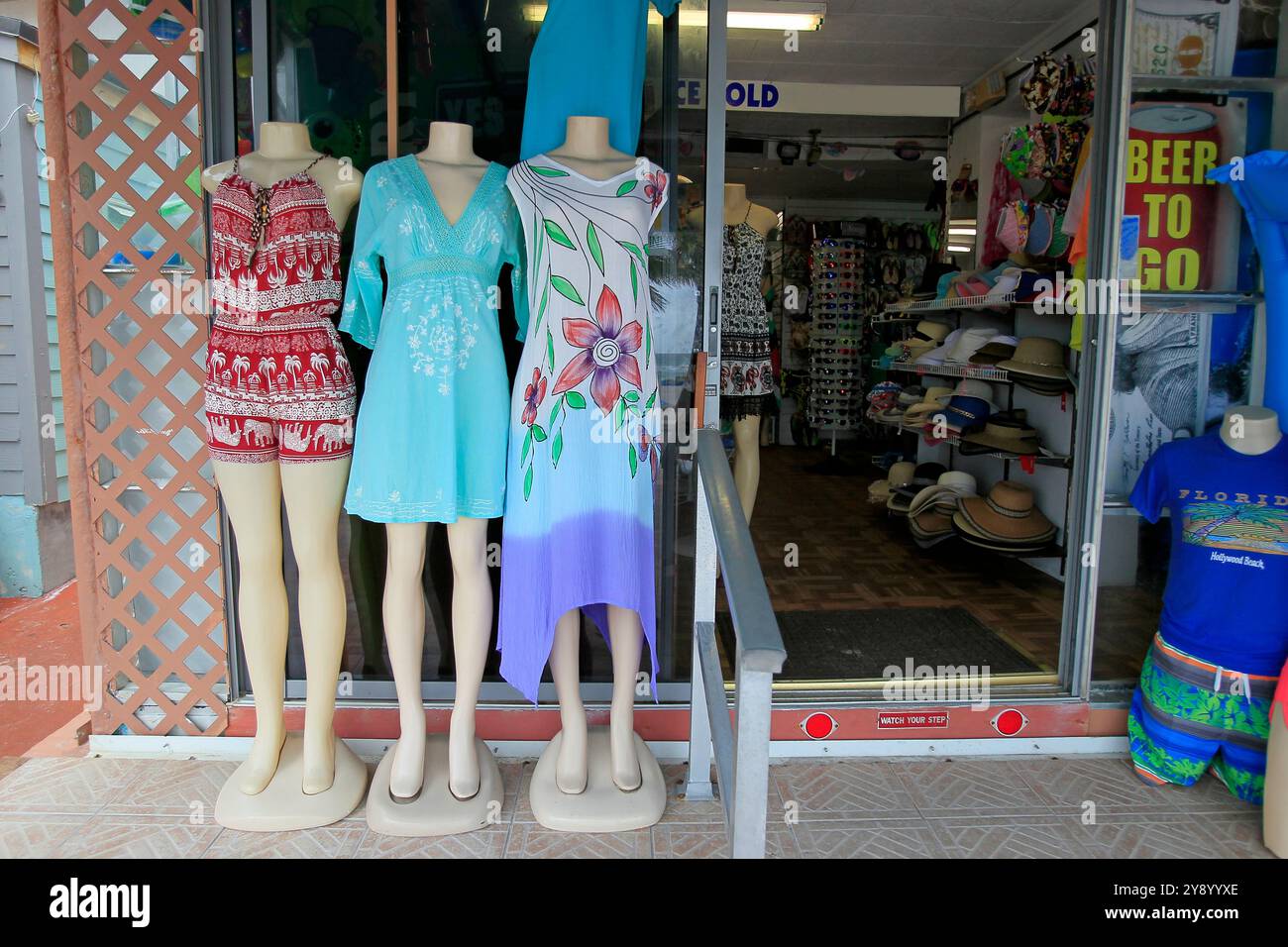 Hollywood Beach,FL,USA. 14-06-2017. A beach clothing and souvenir shop ...