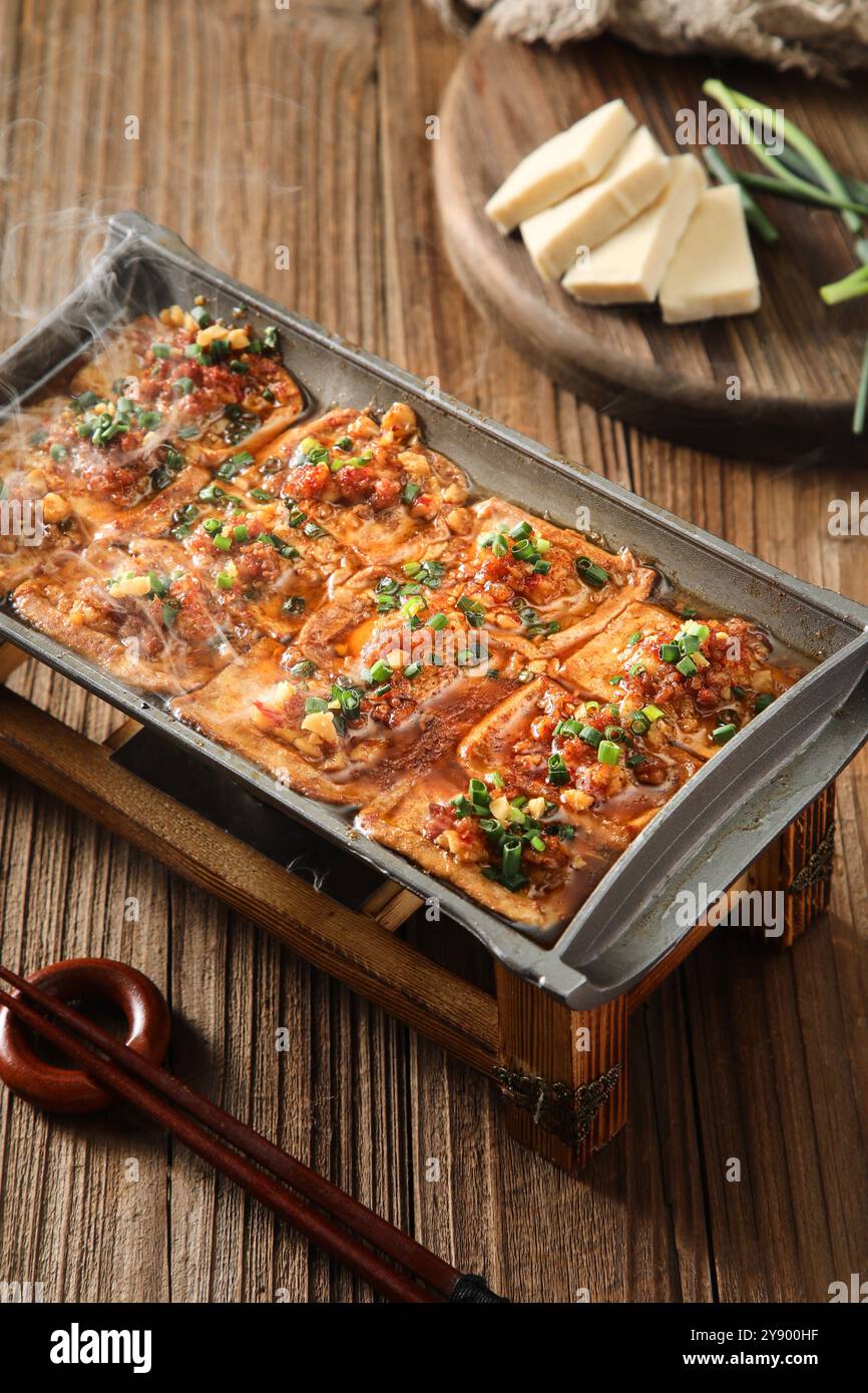 Braised (Stewed) Tofu Puff or Deep fried tofu Stock Photo - Alamy