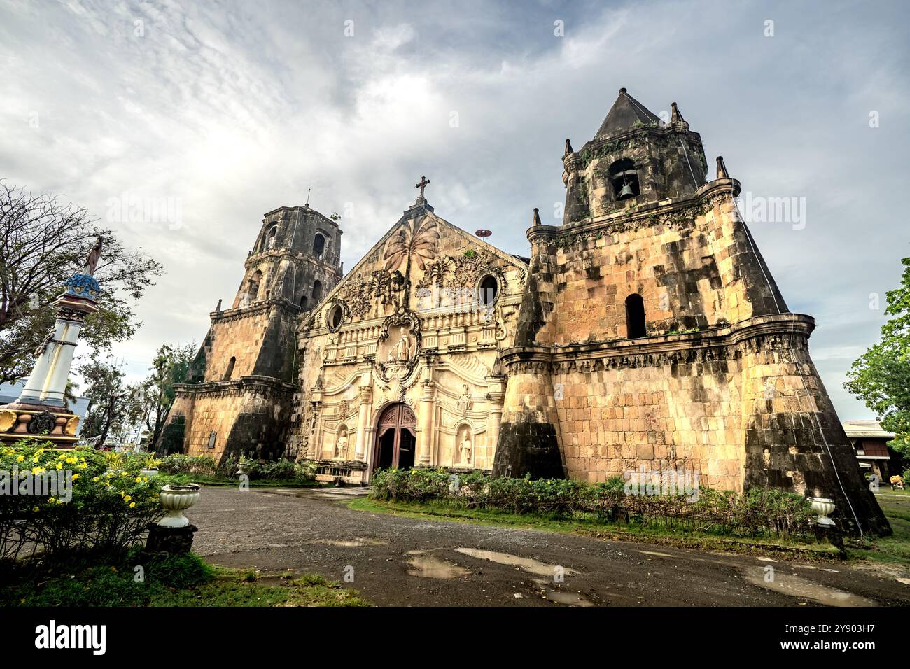 Miag-ao Church, Iloilo, Philippines. An 18th-century place of worship ...