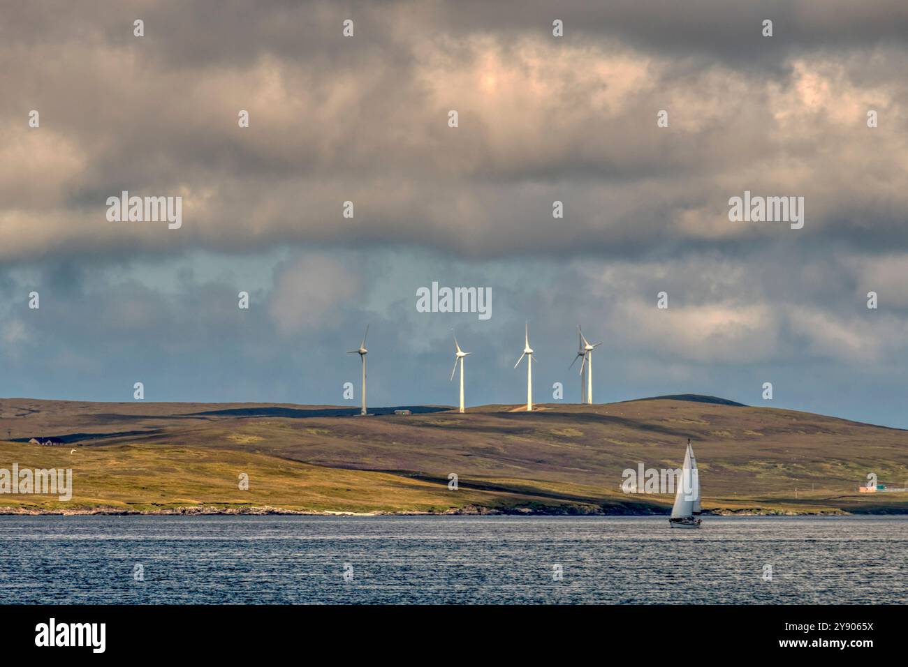 Yell scotland yacht hi-res stock photography and images - Alamy