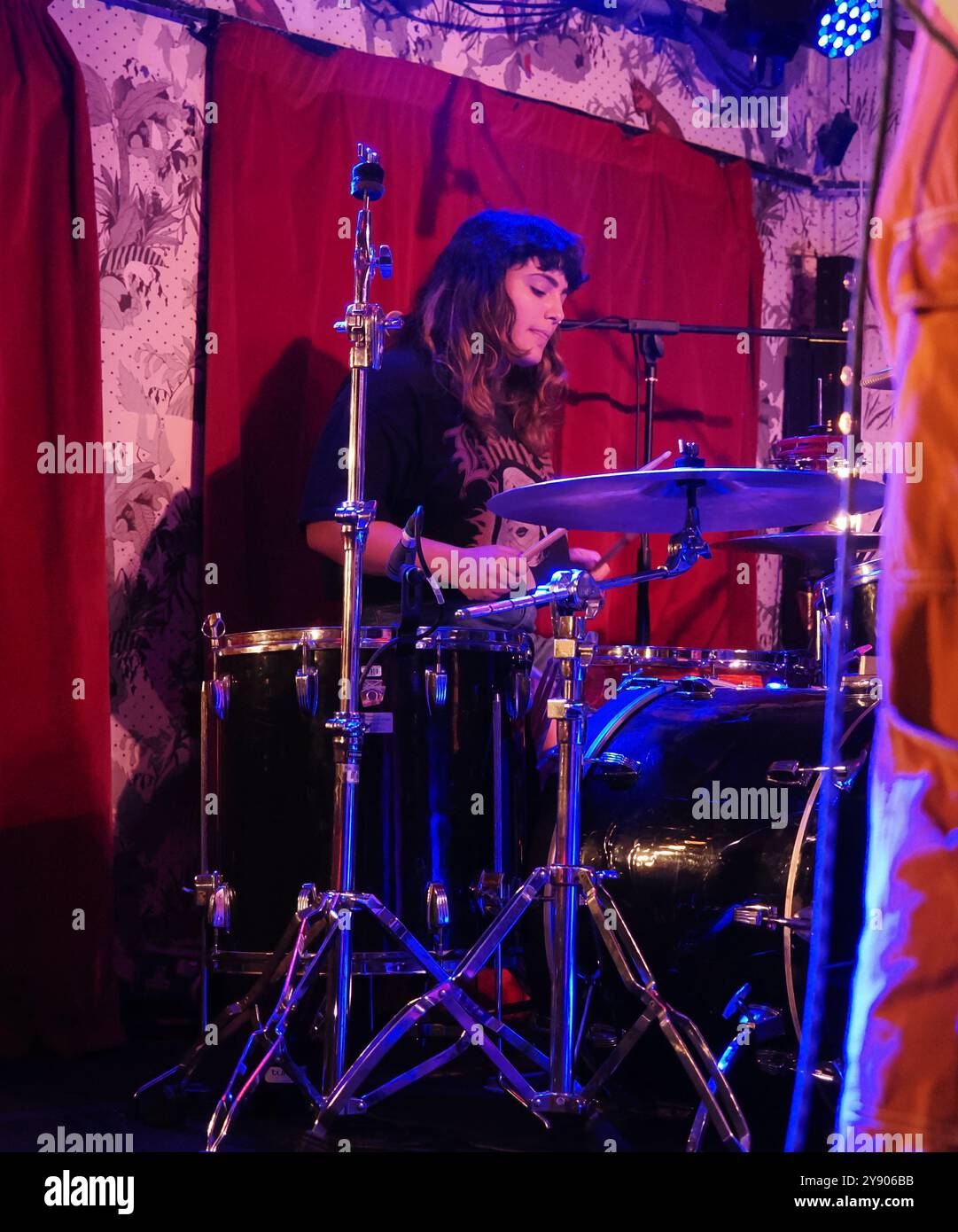 Betty Taylor supporting The Grogans in Manchester where they were very ...