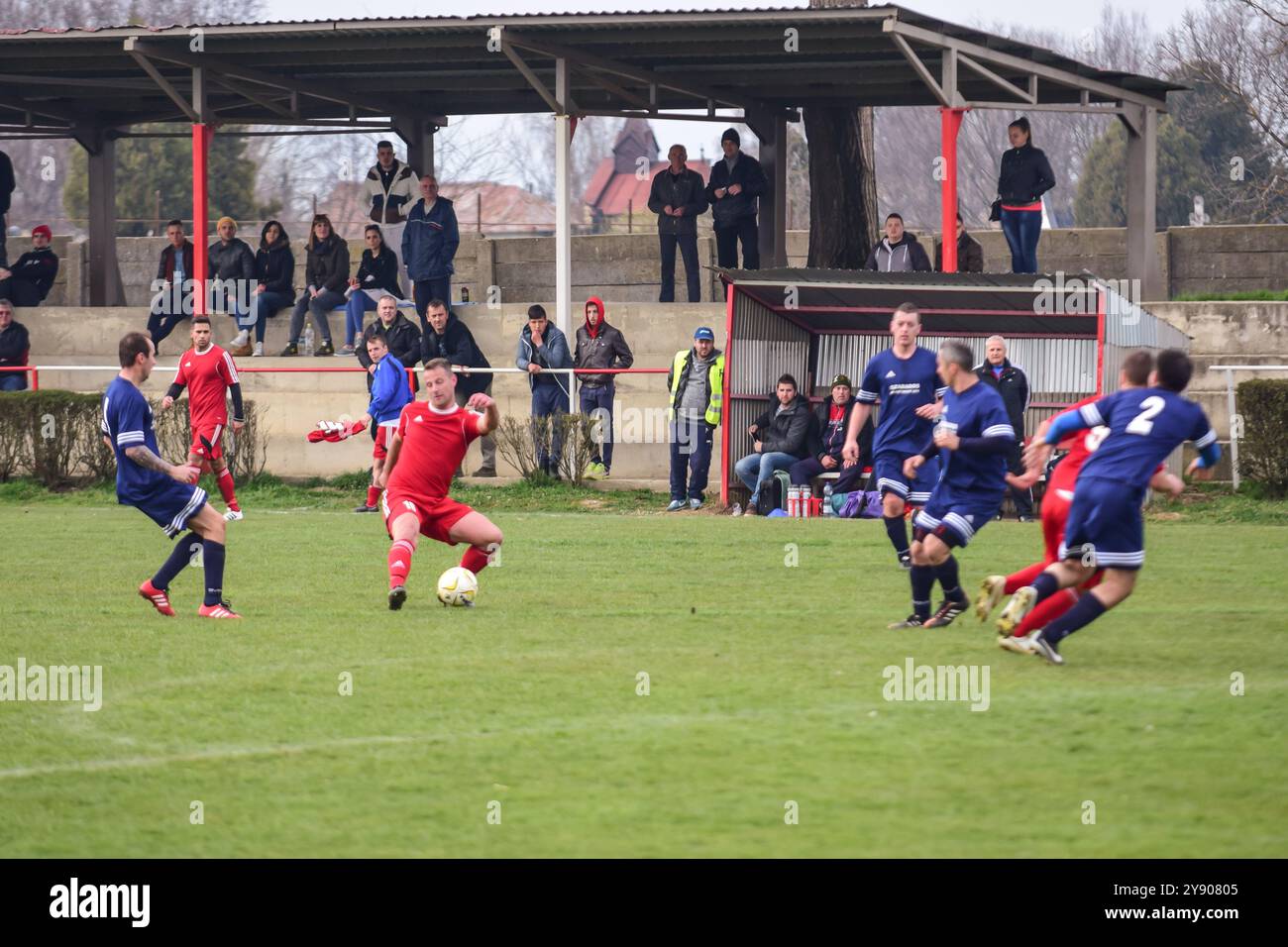 Soccer players in dynamic hi-res stock photography and images - Alamy