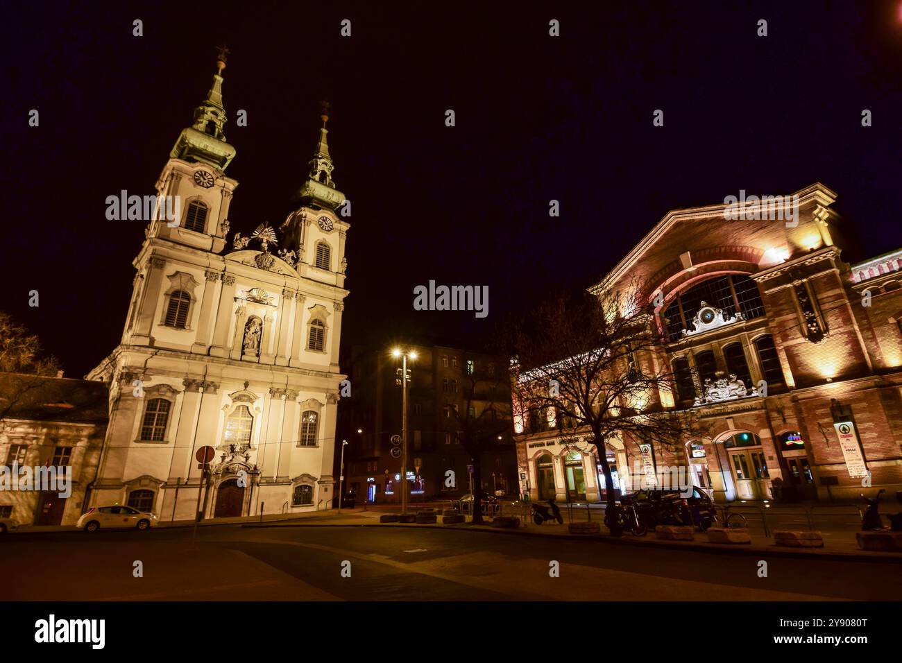 Batthyány square at night, Budapest Stock Photo - Alamy