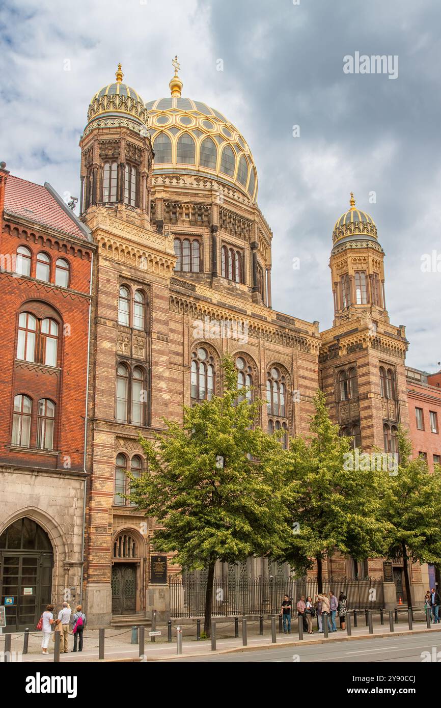 Jewish jew jews synagogue hi-res stock photography and images - Alamy