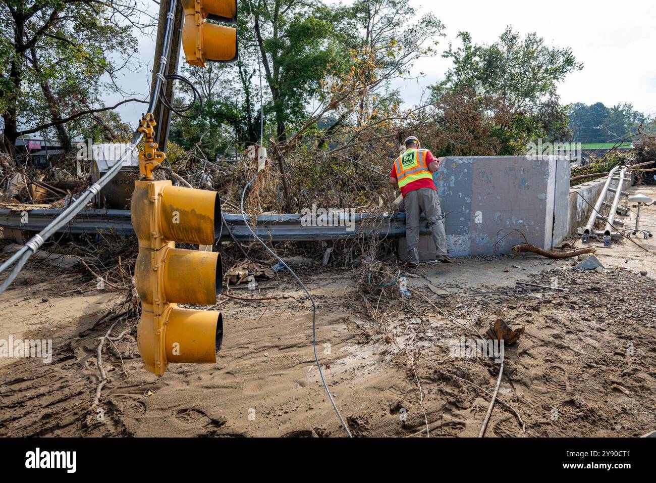 George Delancey with the U.S. Army Corps of Engineers, Louisville ...