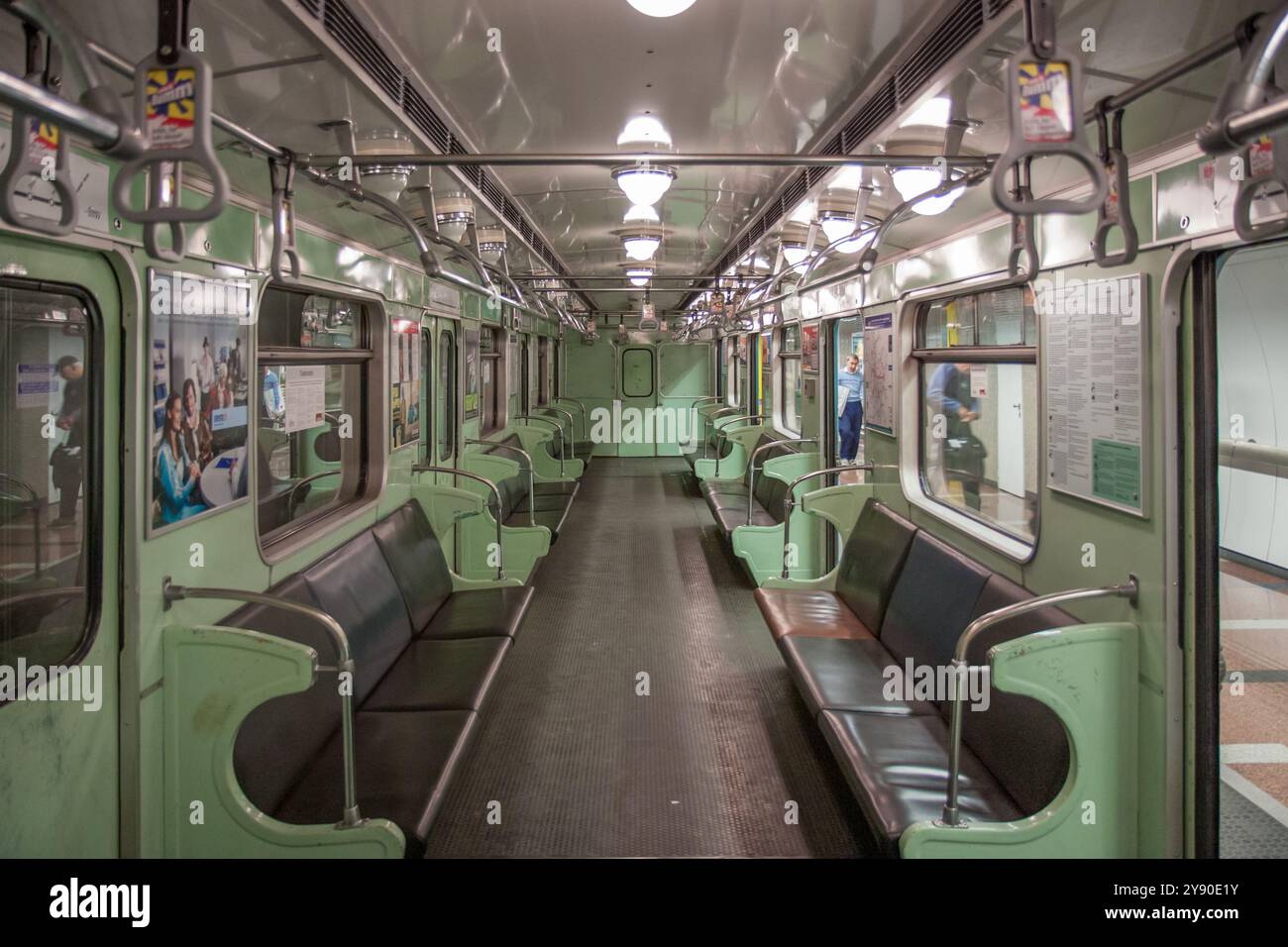 Budapestt subway hi-res stock photography and images - Alamy