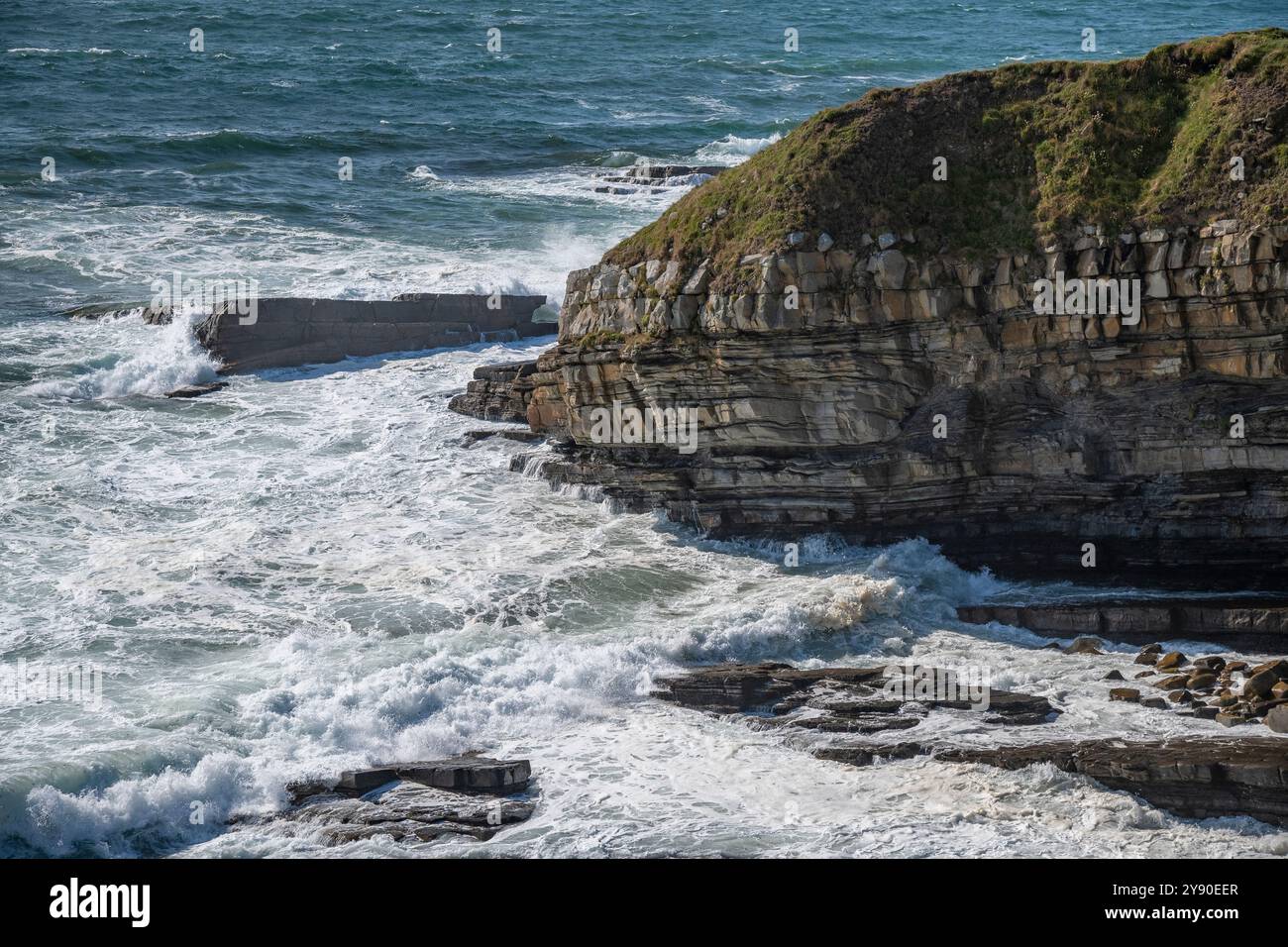 Rugged cliffs iconic rock formations hi-res stock photography and ...