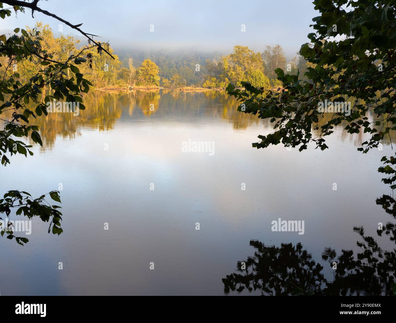 Potomac river reflections hi-res stock photography and images - Alamy