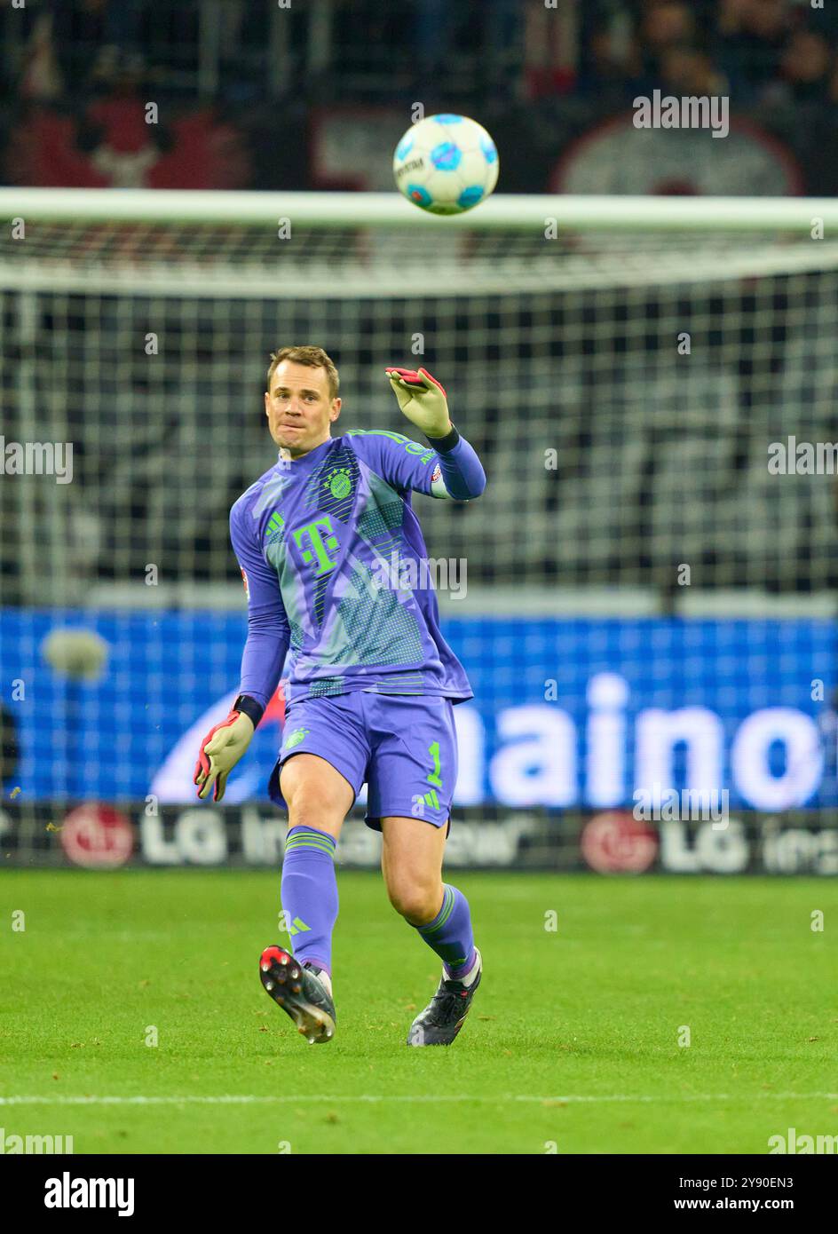 Manuel NEUER, goalkeeper FCB 1 in the match EINTRACHT FRANKFURT - FC ...