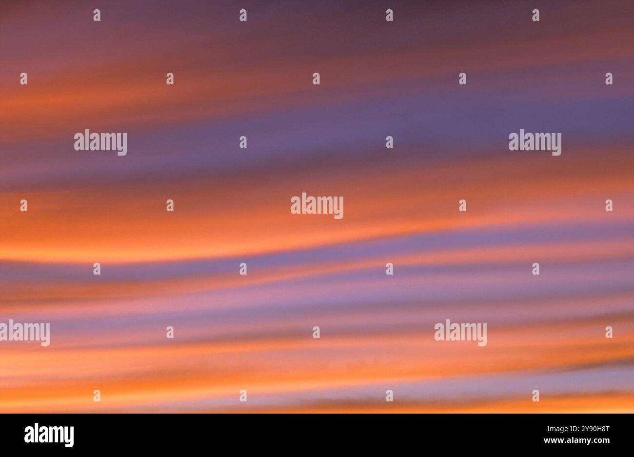 Stratus cloud hi-res stock photography and images - Alamy