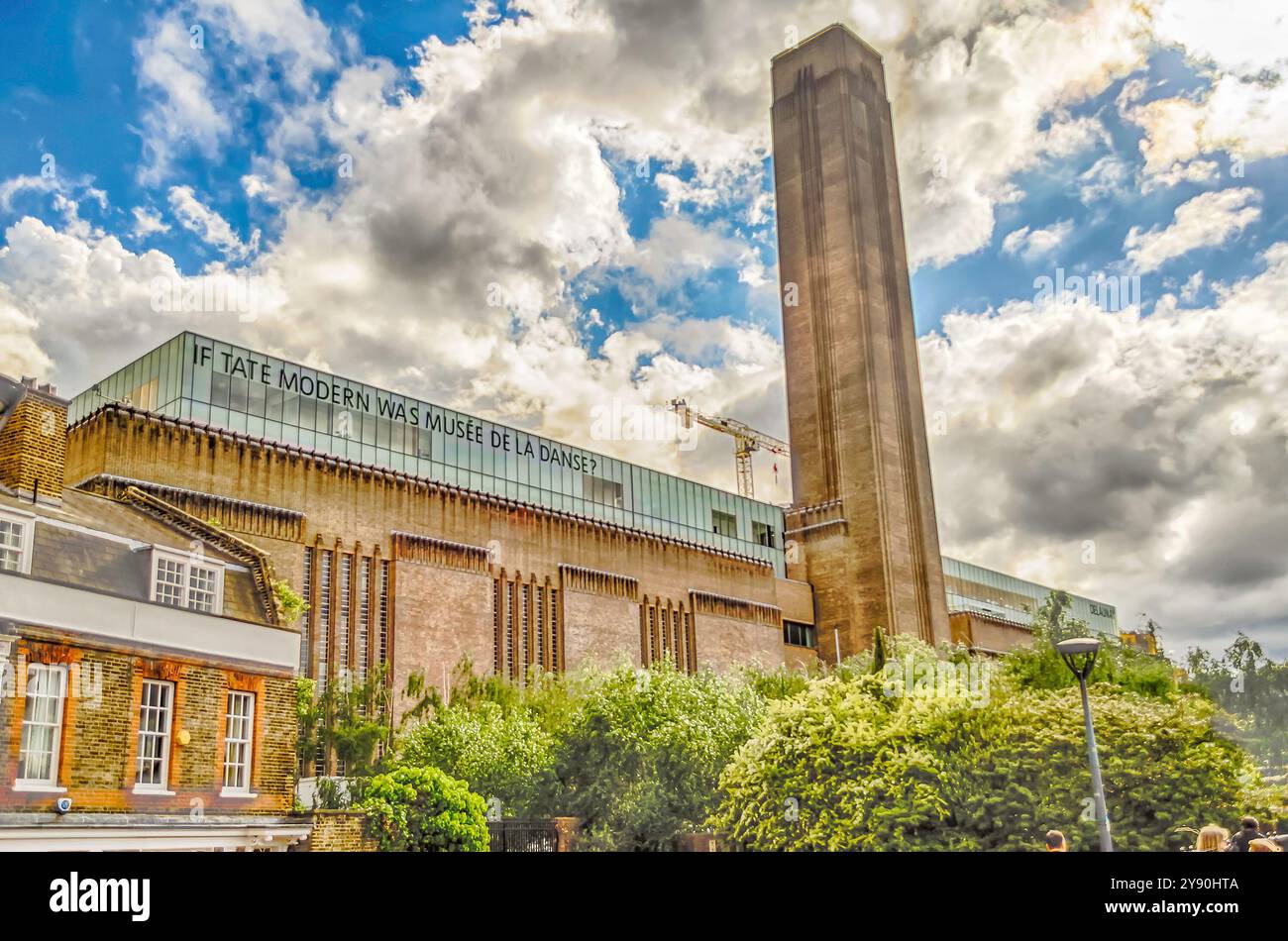 The Tate Modern Gallery, disused bankside power station, London, UK ...