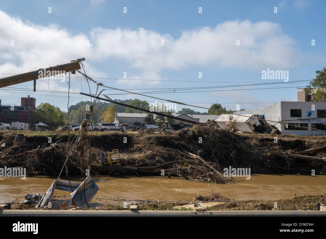 Asheville, United States. 05th Oct, 2024. Debris and mud scattered ...