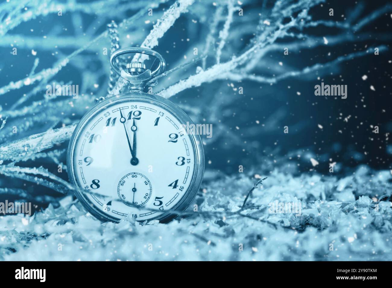 Midnight clock. New Years countdown Stock Photo - Alamy